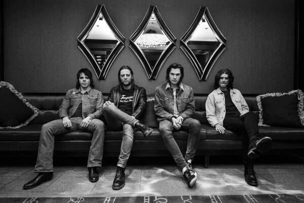 Sick Things, The Flamingos Pink, The Low Sixes's Tickets | Montréal ...