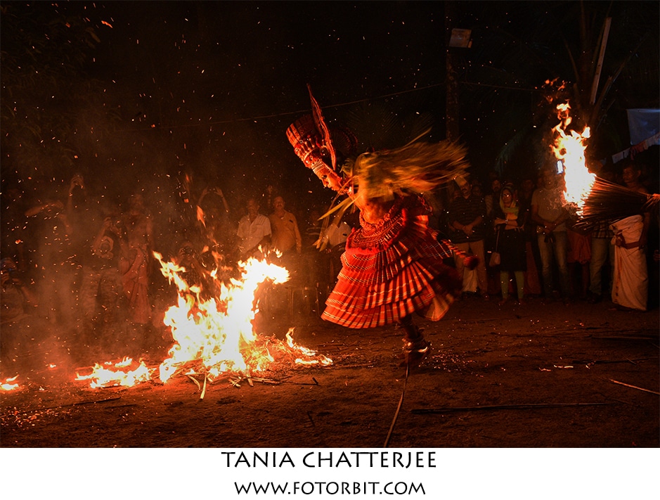 Theyyam: A Ritualistic Folk Dance of Kerala, India - TFword.